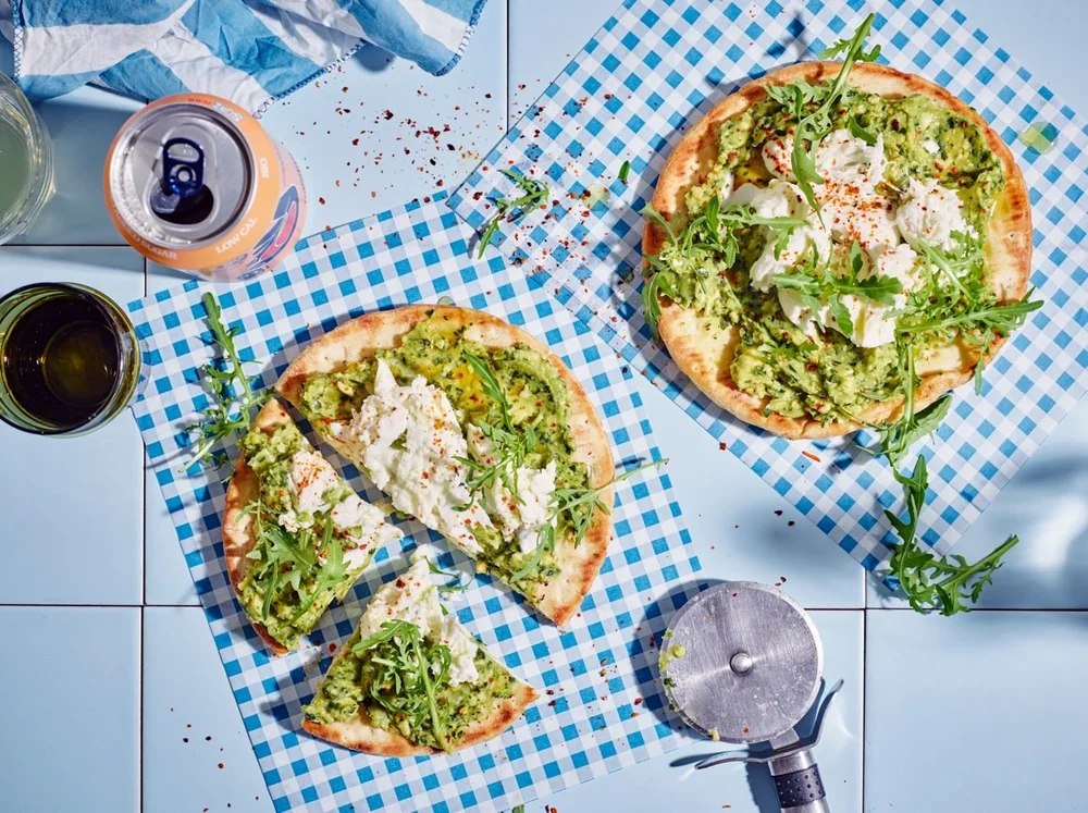 flatbread pizza with guacamole — Syros We love avocado