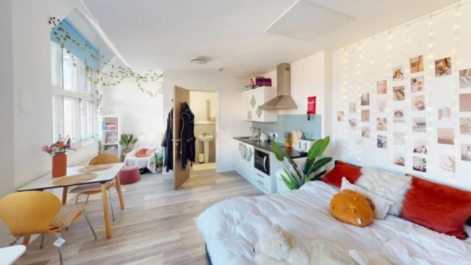 Express Studios Rates — The Express Building