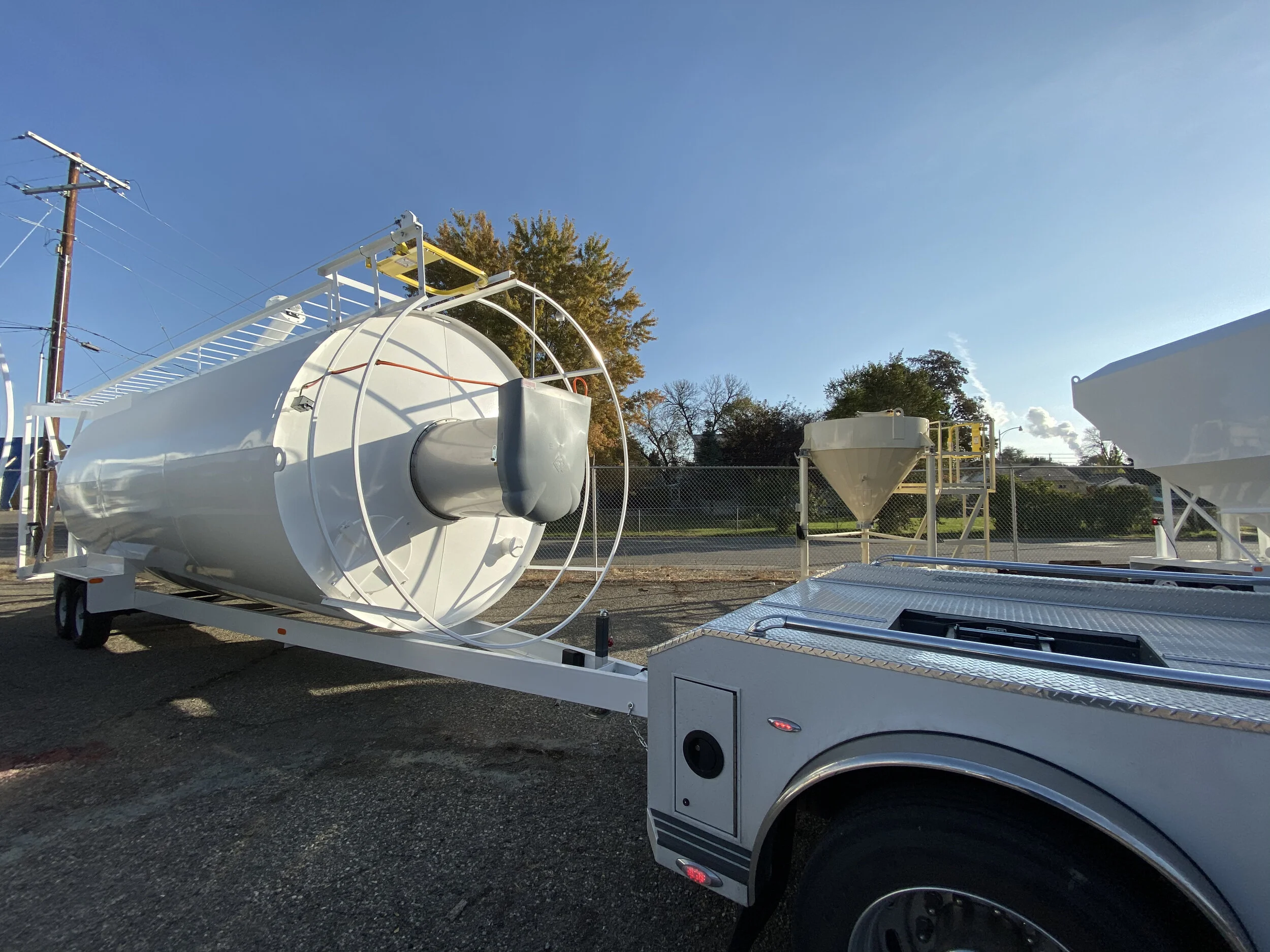 Tip-Up Portable Silo Company | Montana Tank Works