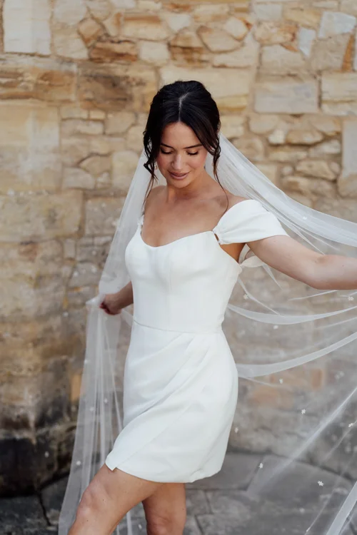 Daisy wedding veil — Eden b. Studio