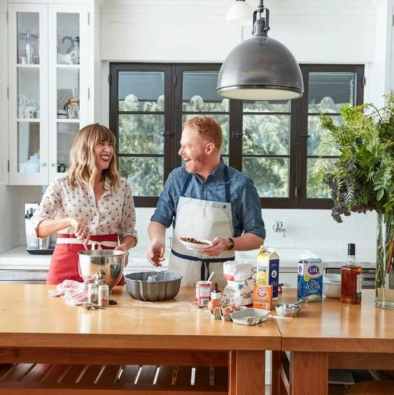 Food Between Friends