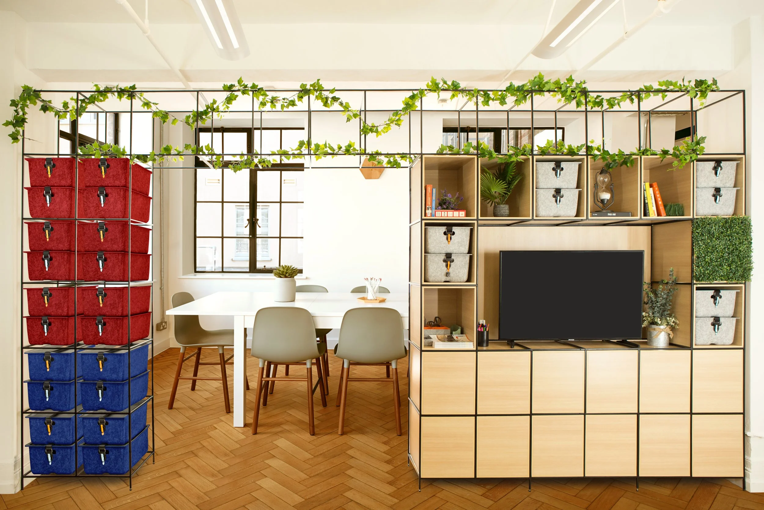 Slyde - Hybrid Storage Solutions for Dynamic Workspaces