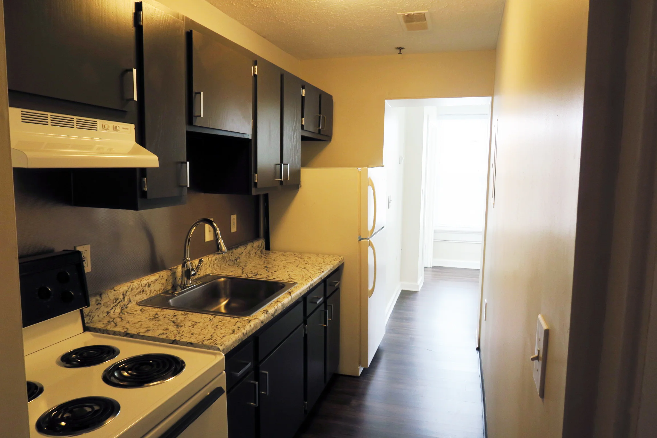 Gallery — Hotel St. Clair Apartments