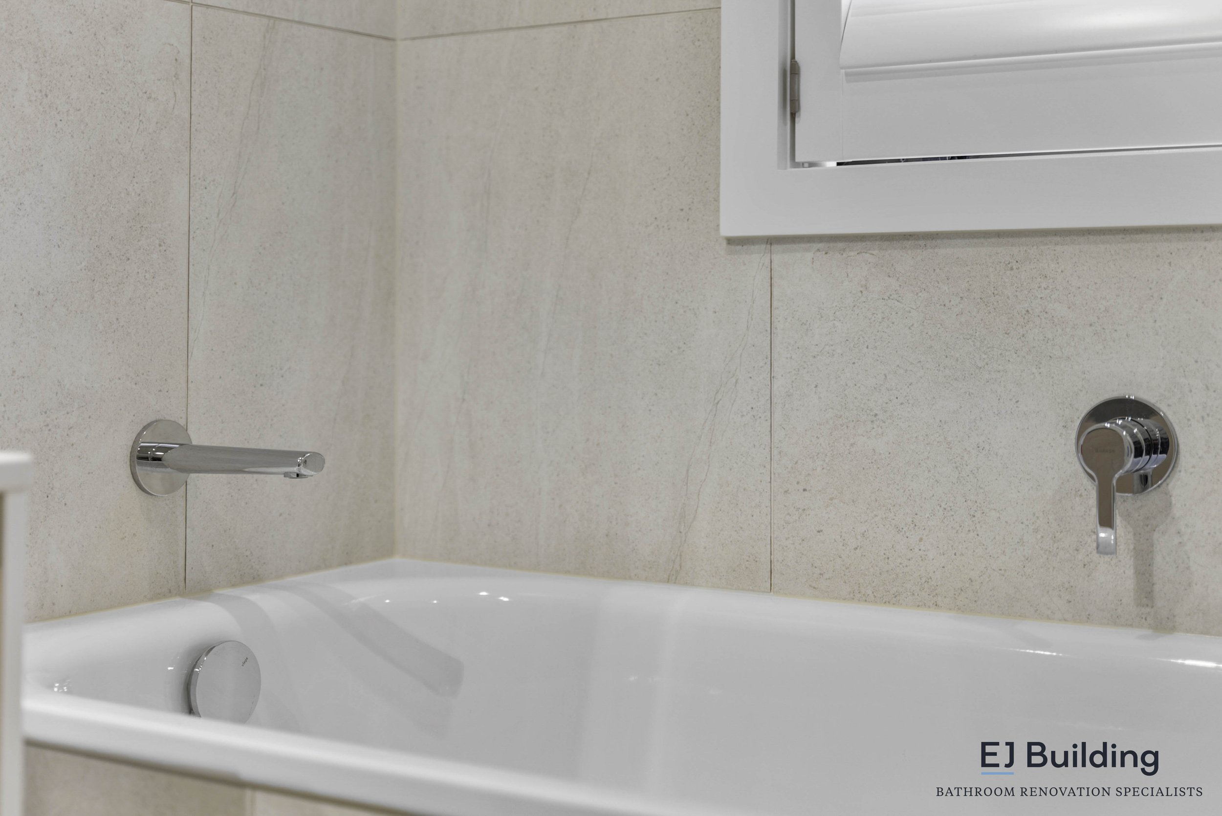 EJ Building - Bathroom 80