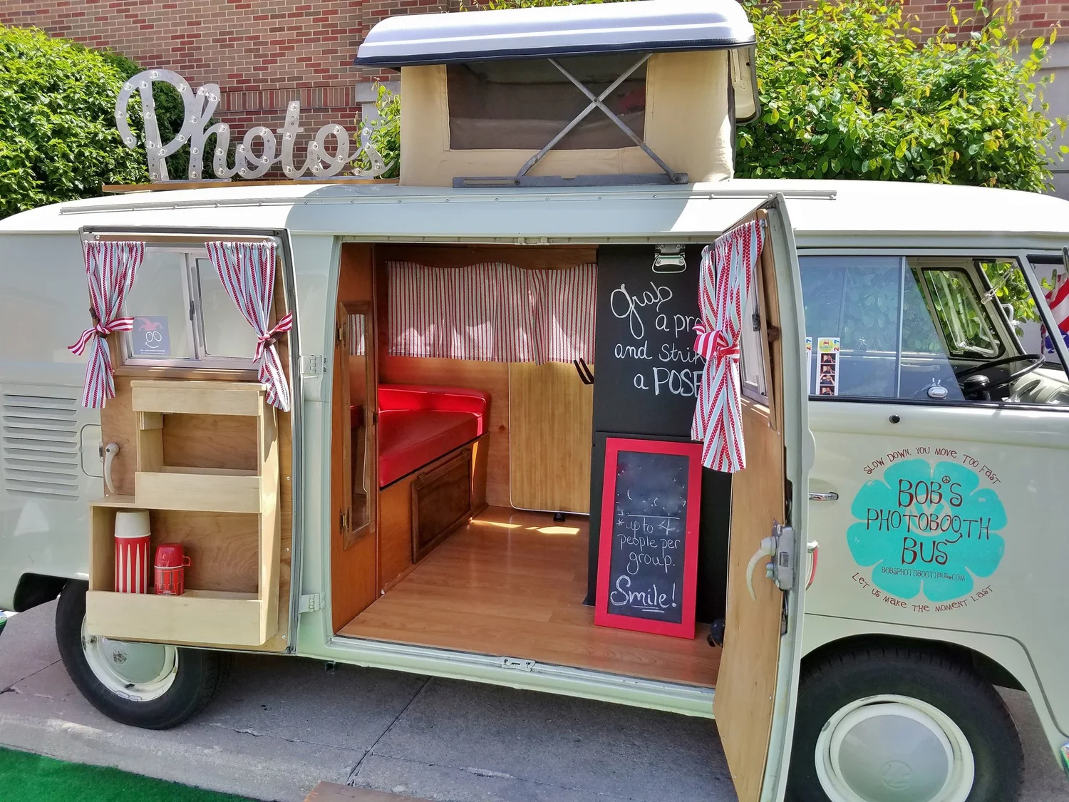 Bob's Photobooth Bus