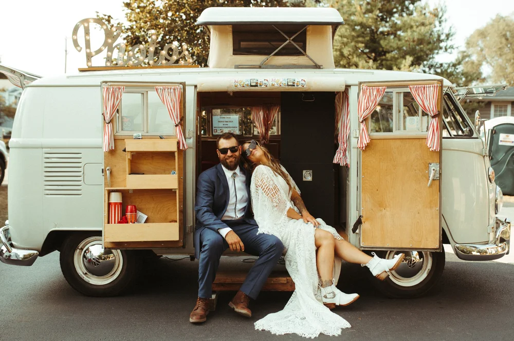 Bob's Photo Booth Bus for Graduations, Block Parties or any event. We ...