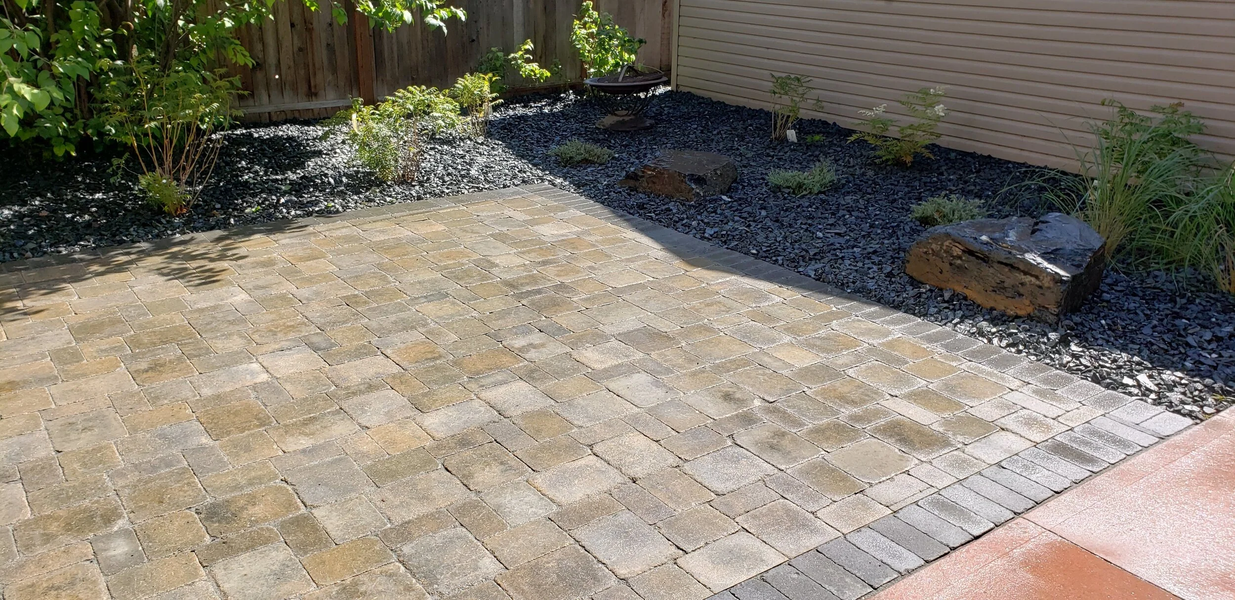 Landscape Design | Paving stone & Landscaping contractor Winnipeg