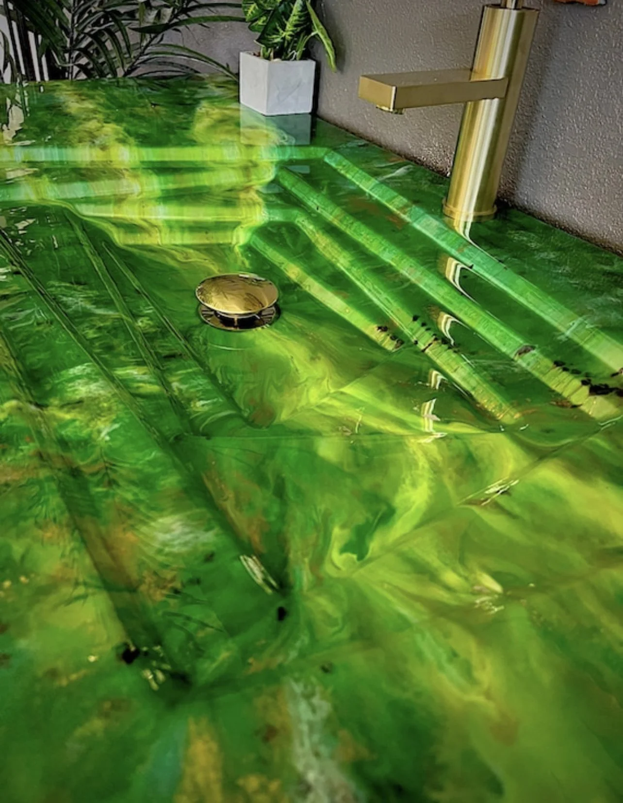 Art Deco Geometric Bathroom Vanity & Erosion Sink / Green / Gold ...