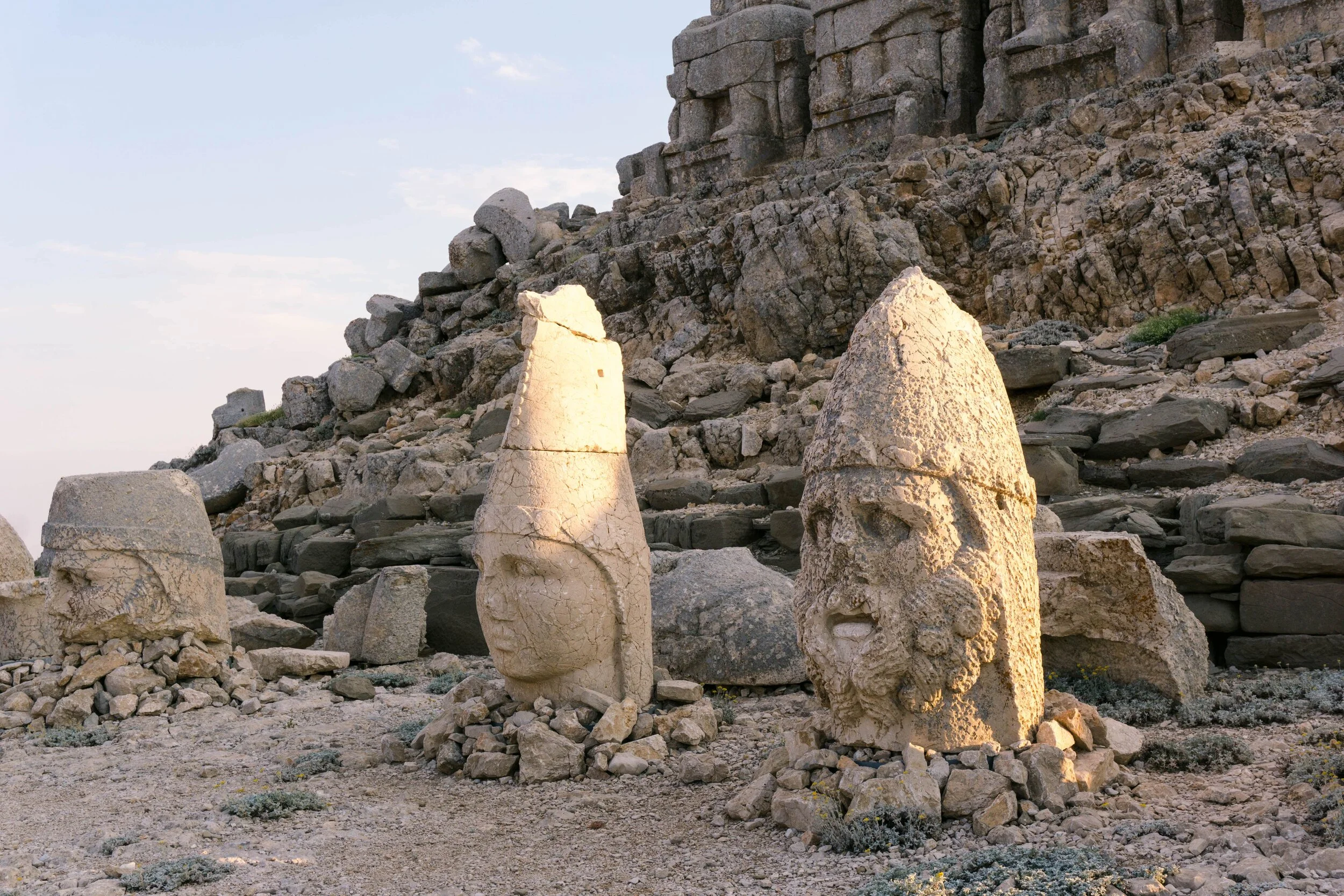 21 Photos to Inspire You to Visit Nemrut Mountain — West(2)East
