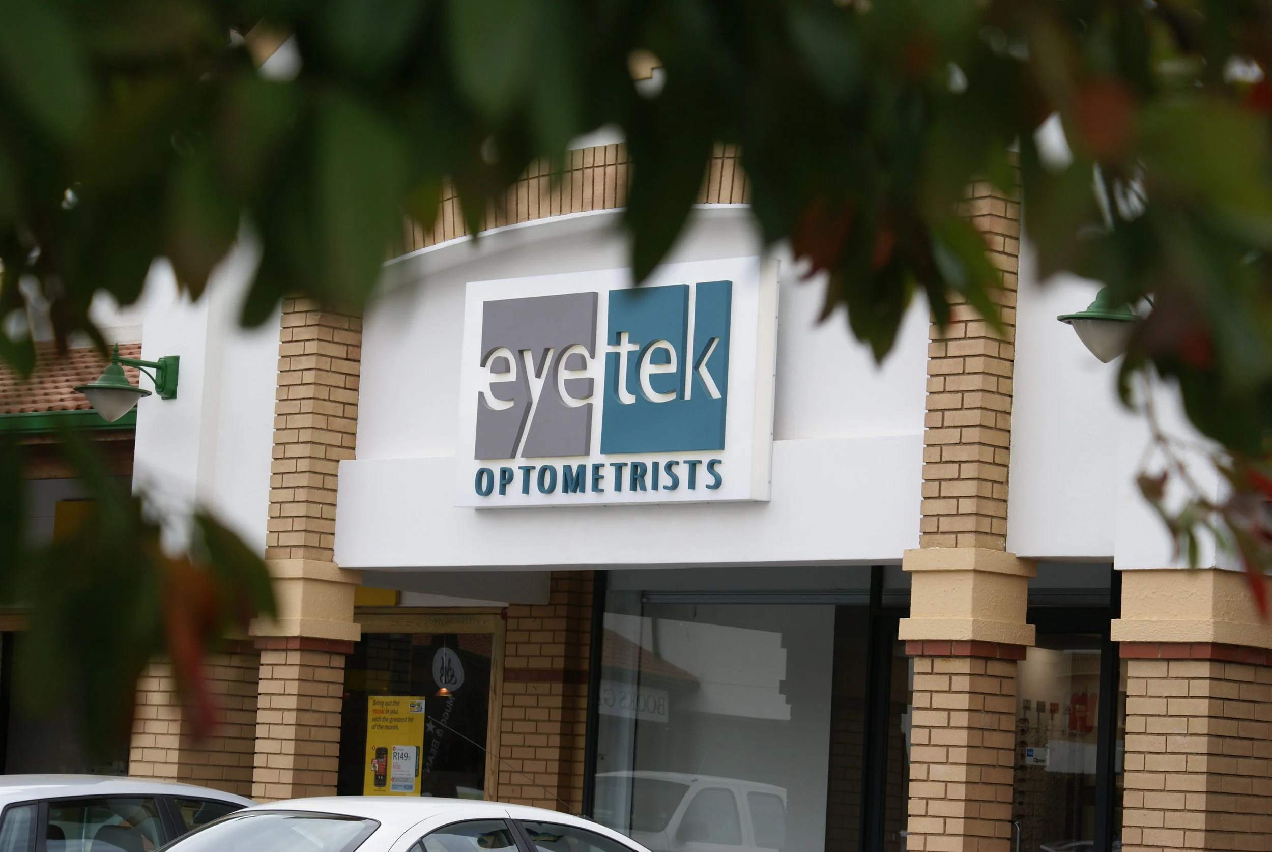 CONTACT US — Eyetek Optometrists