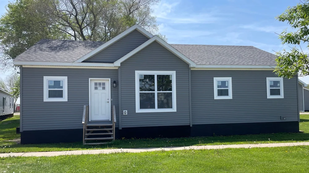Modular Home and Manufactured Home Display Models in Iowa Falls, Iowa ...