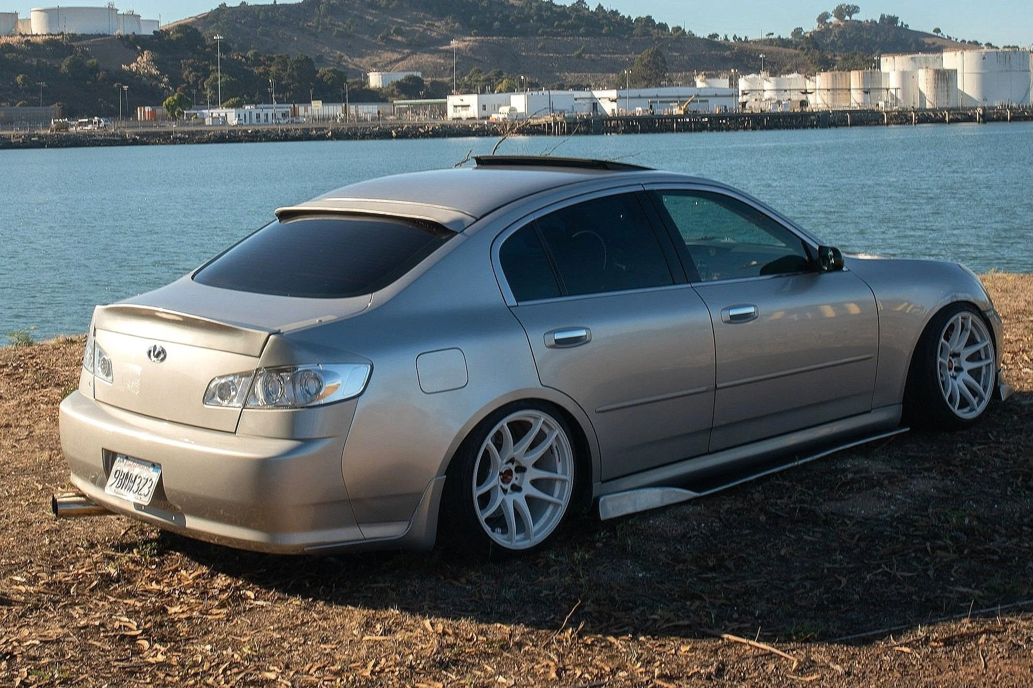 G35 SEDAN DUCKBILL TRUNK SPOILER WING — SFPaero