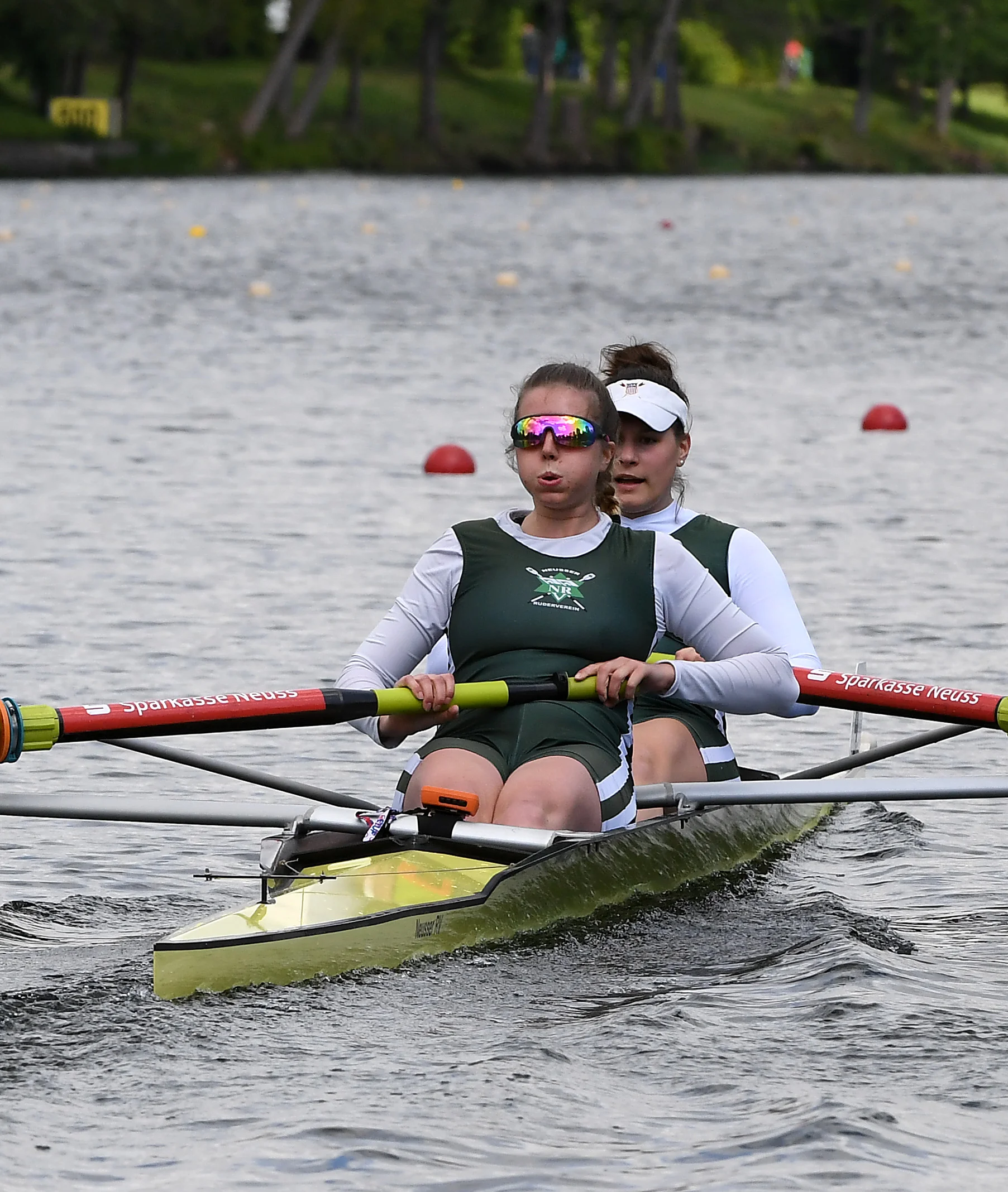 RaB Ruderer Jakob Schneider feiert Doppelsieg mit „Deutschland-Achter ...