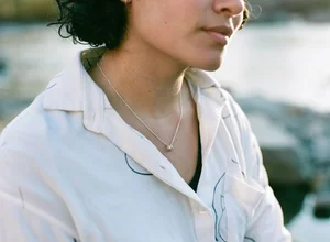 By the Water with Lisa-Marie Kaspar — Ara the altar
