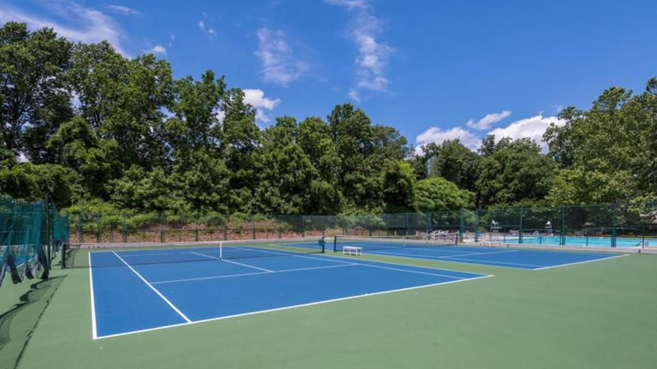 WHITLEY PARK Community
