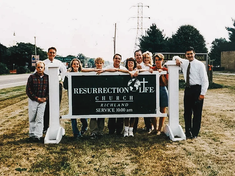 Who We Are — Radiant Church