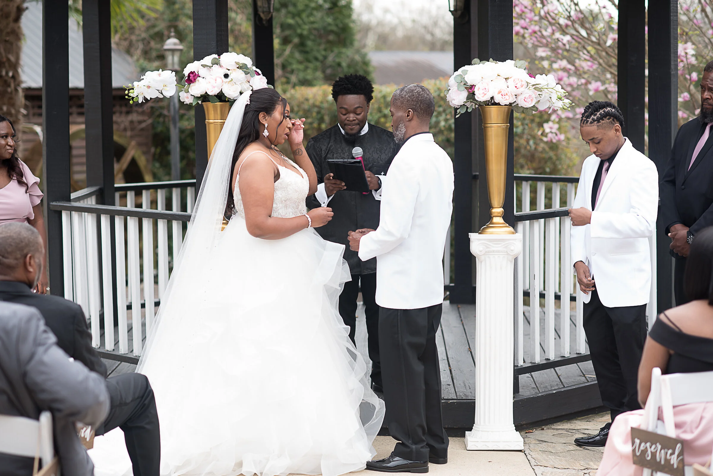 The Middleton Merger - Rustic Wedding Day Recap — Freely Nat