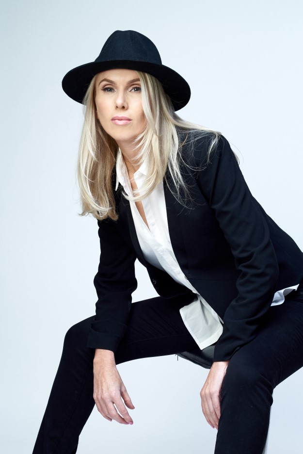 Stephanie Hammill — Finesse Models