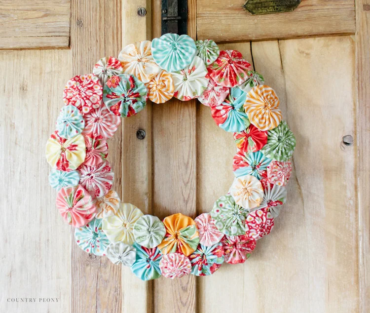 DIY Fabric Yo-Yo Wreath - Country Peony Blog — Country Peony