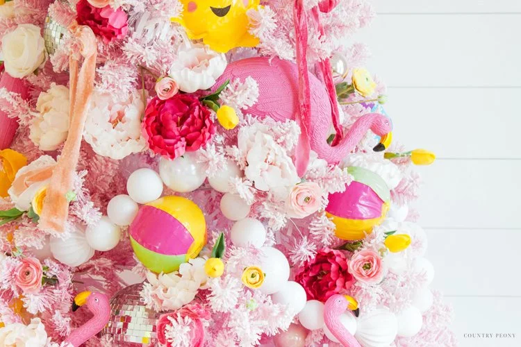 Summer Christmas Tree — Country Peony