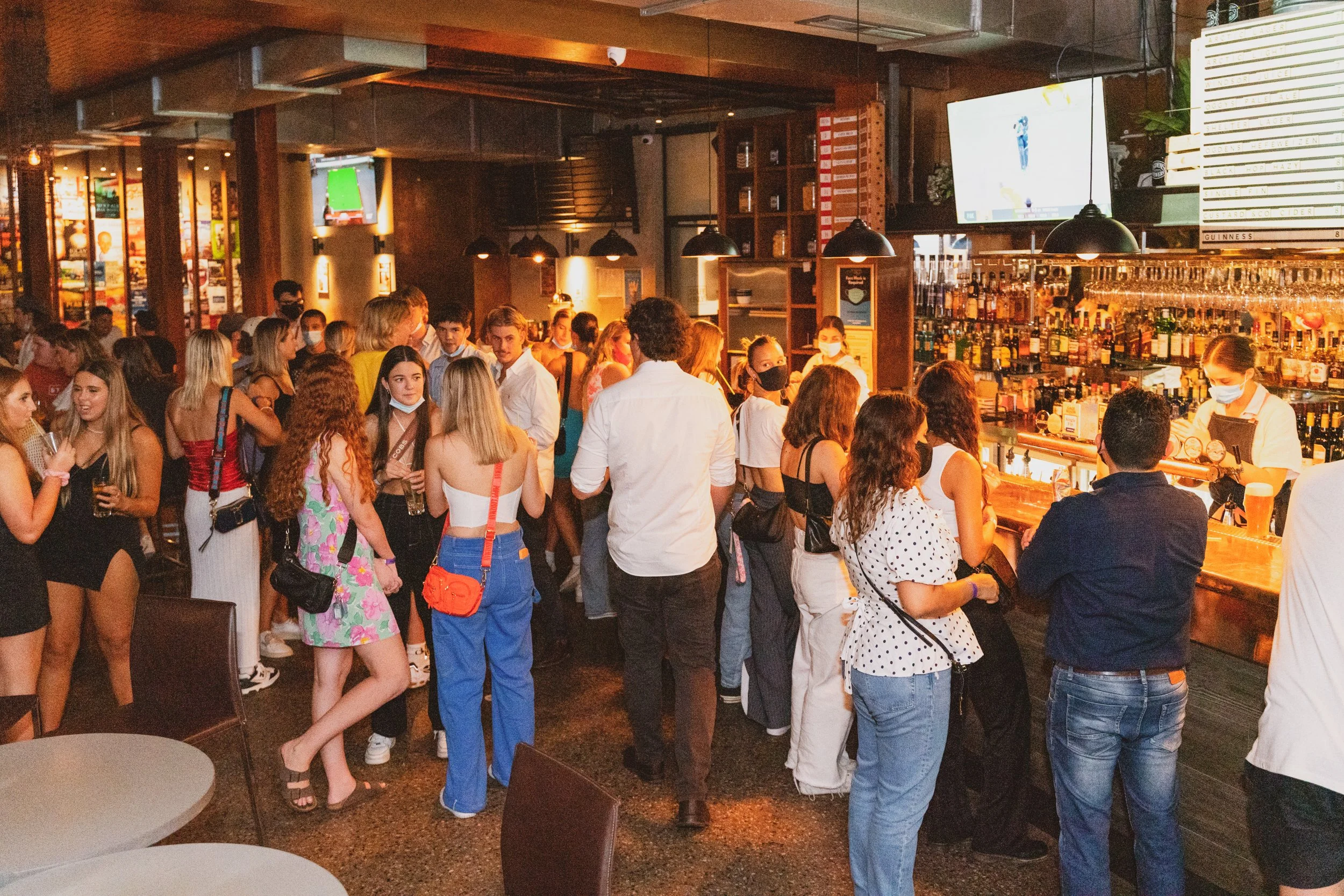 The Windsor Hotel - Mends St Bar