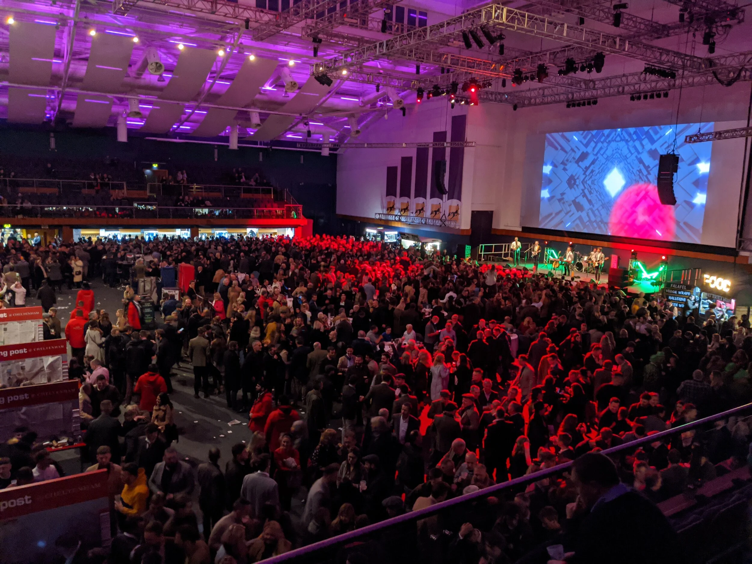 The Phenomenon that is Cheltenham Racecourse — The Sporting Blog