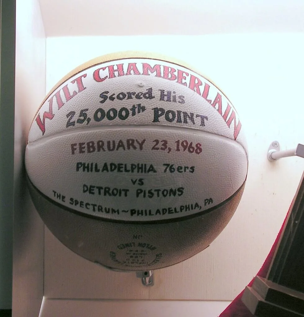 Wilt Chamberlain - How great was 'The Big Dipper'? — The Sporting Blog