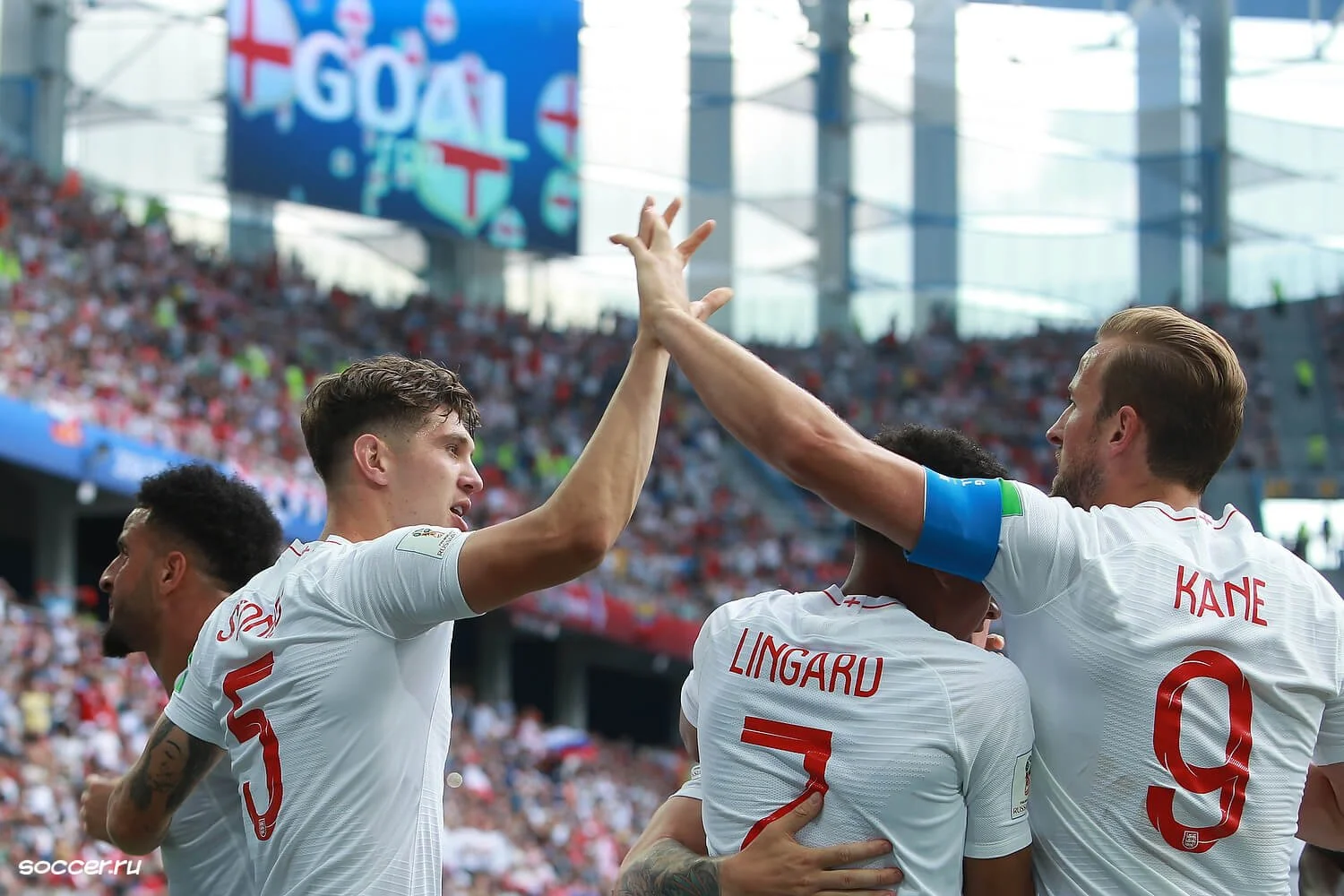 Harry Kane - England captain, but not the fans favourite. — The ...