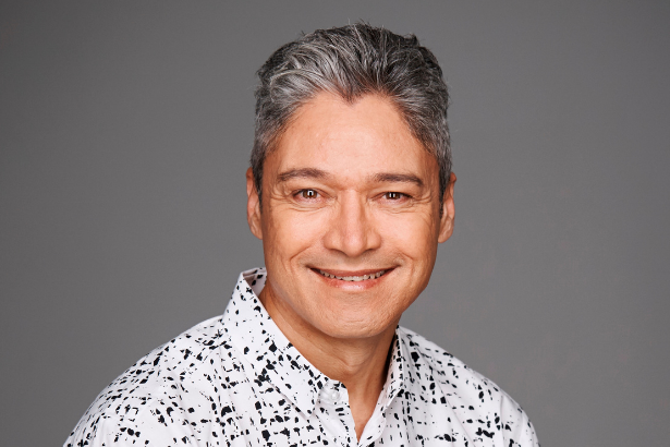 Anton Enus — Funding Cancer Research | Cure Cancer