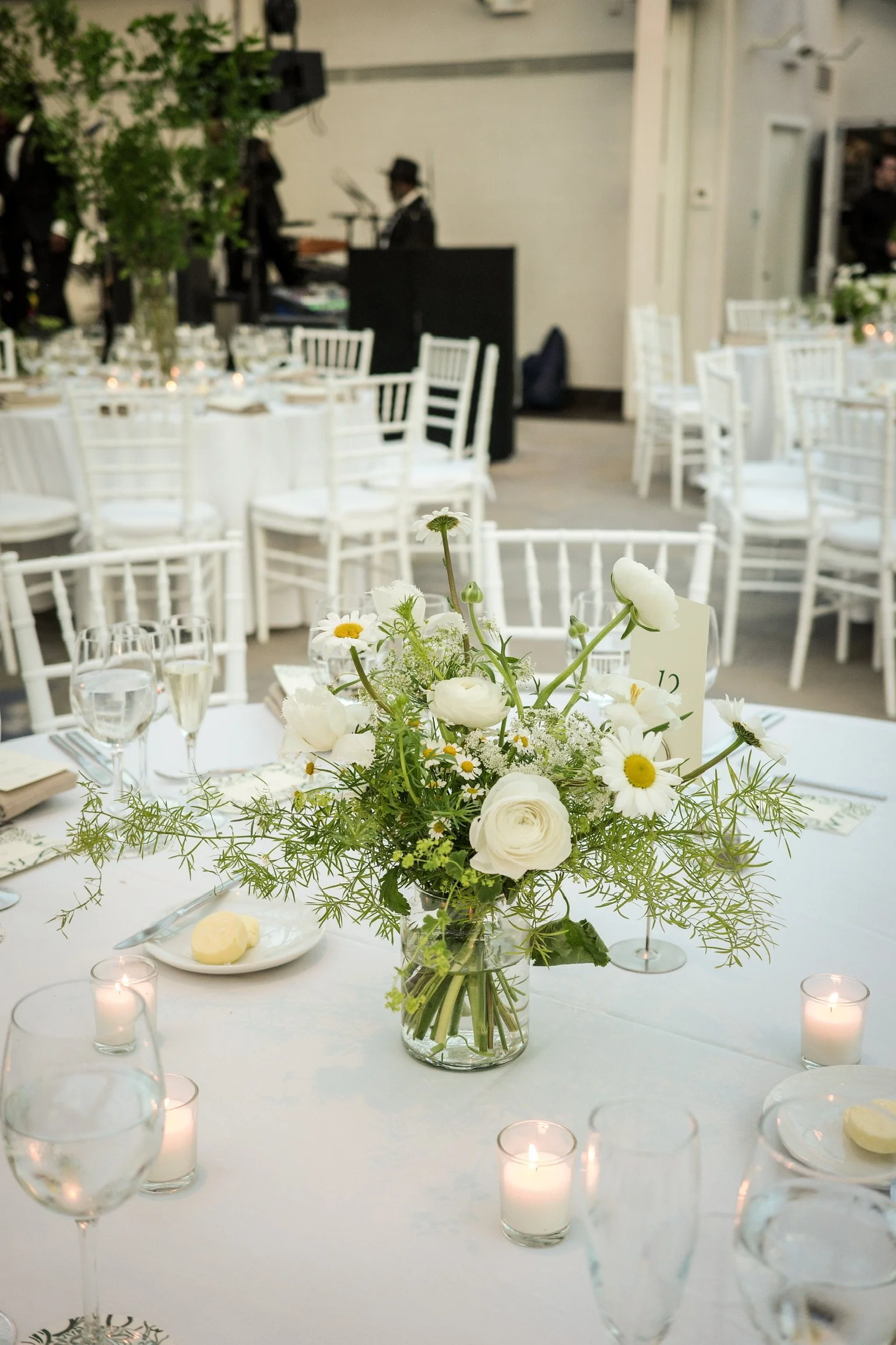 white & yellow wildflower wedding @ brooklyn botanic garden — hanato ...