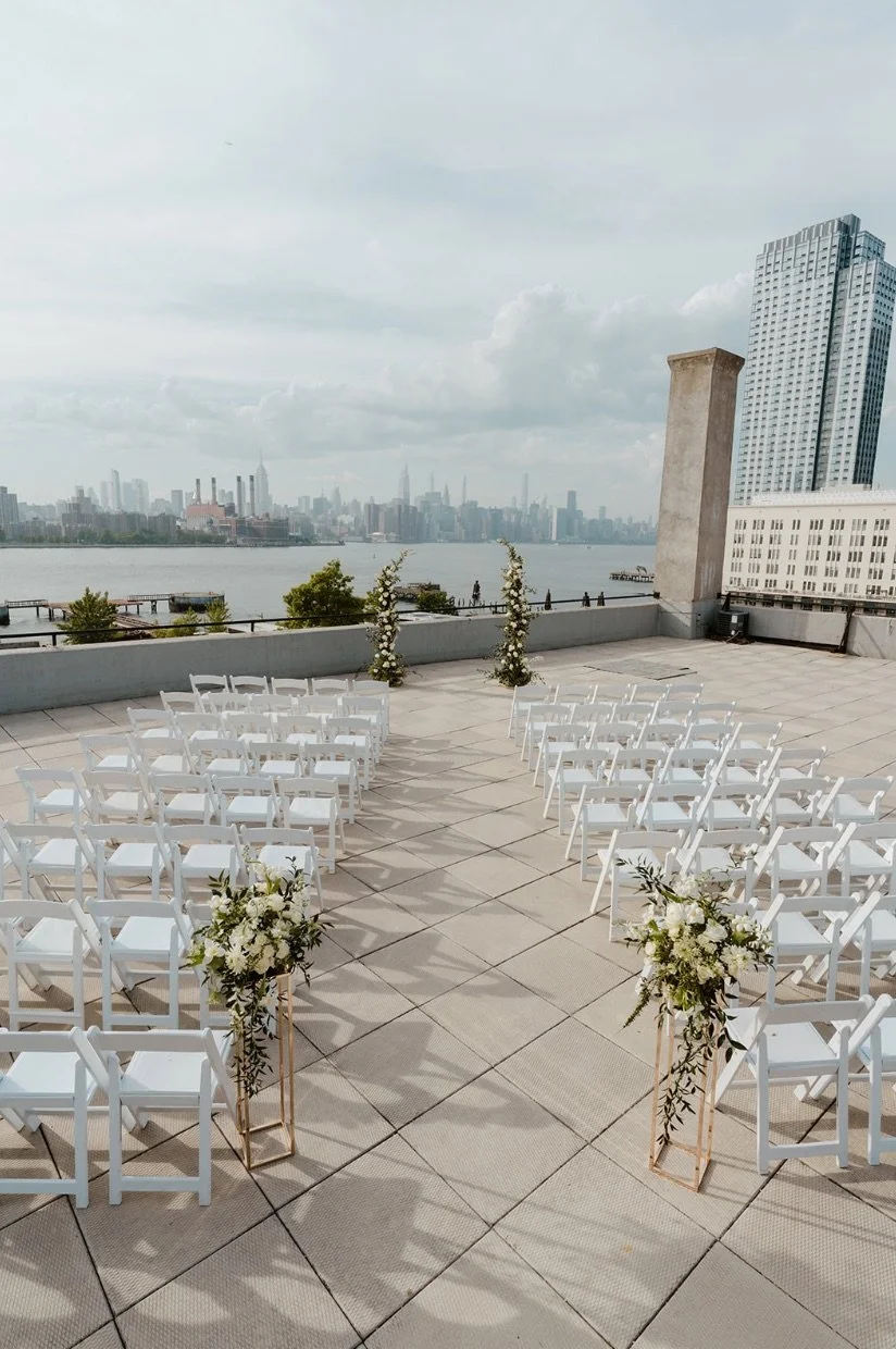 white wedding @ w-loft — hanato floral design