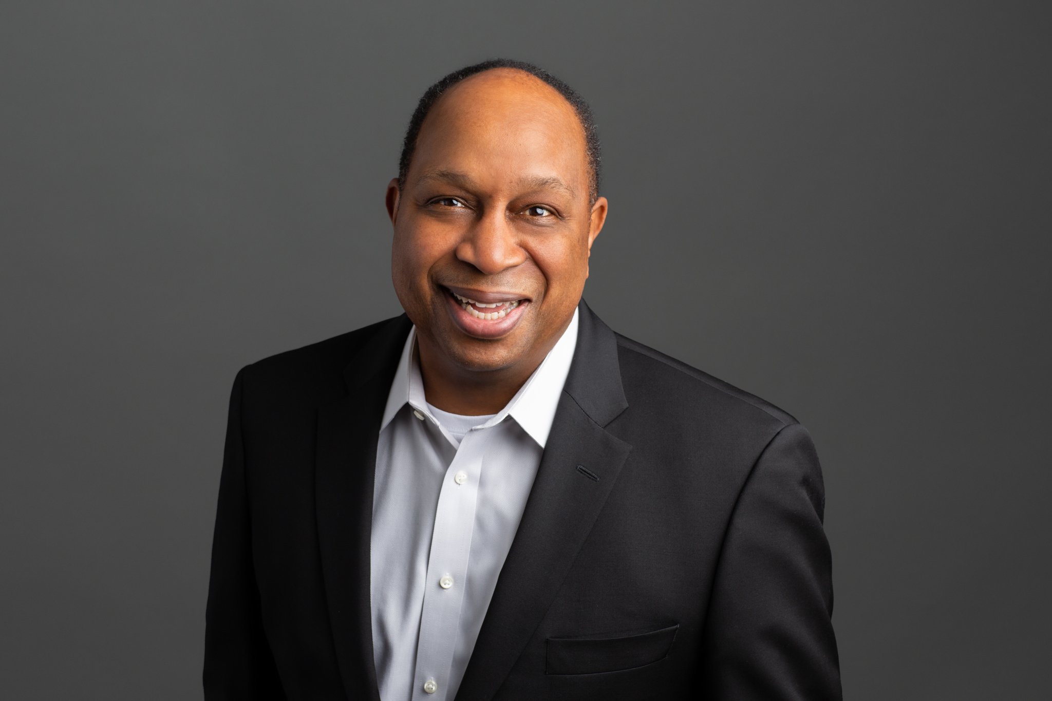 Seattle Professional Headshots — Smallish