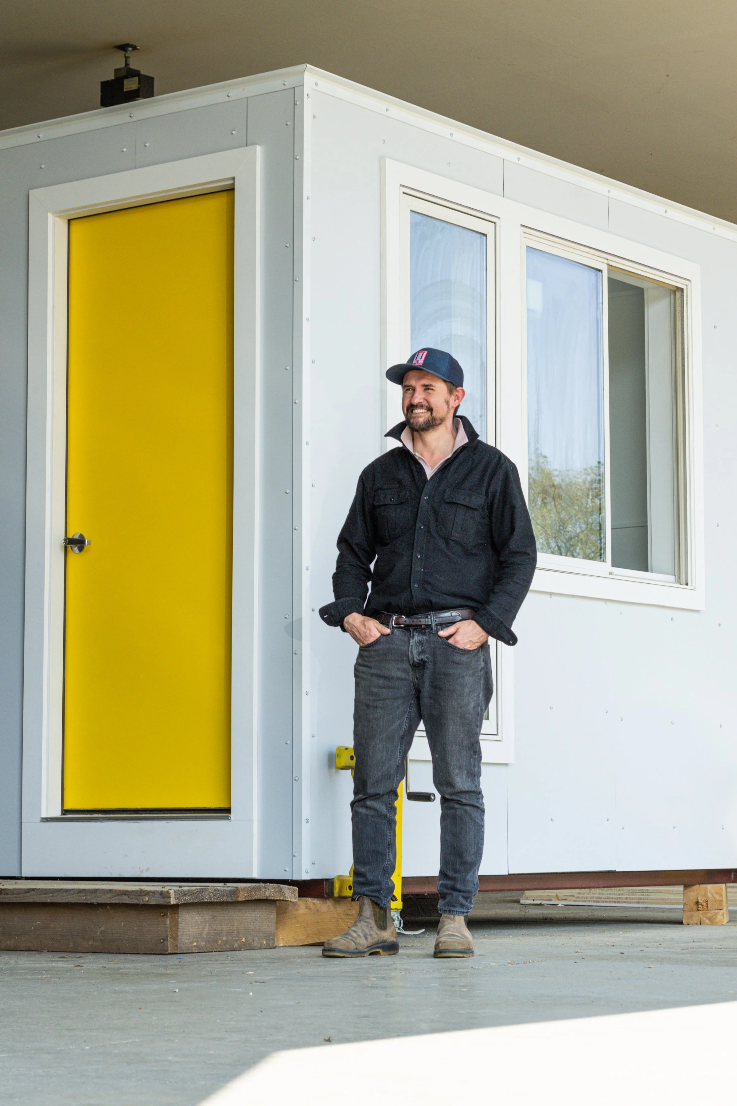 MISSION — UP END THIS