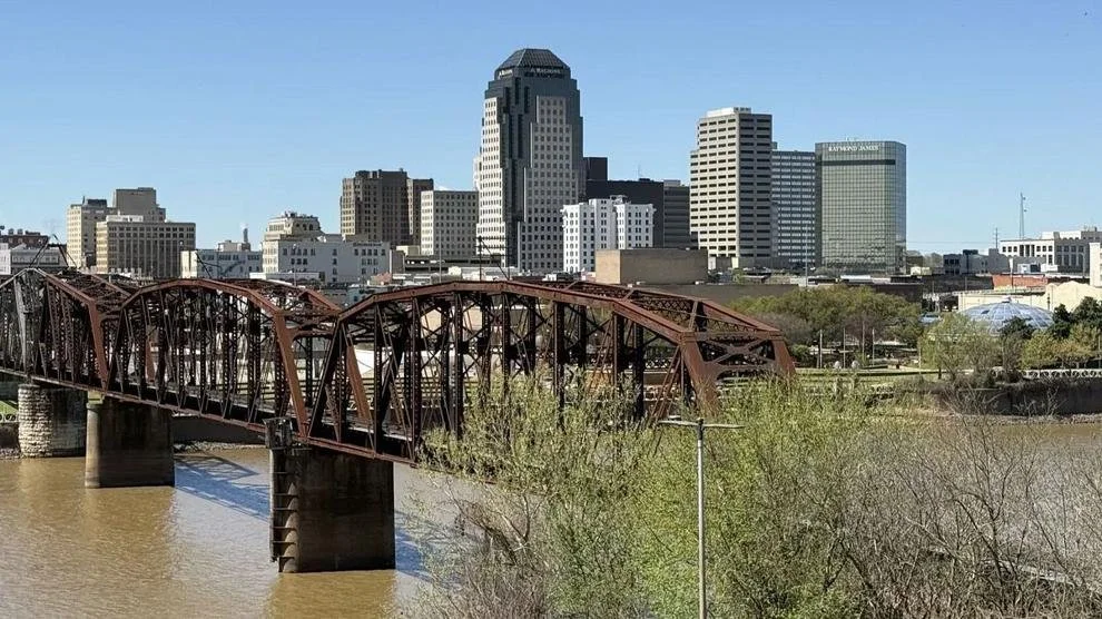 DESPITE PROTESTS OF SRAC AND SHREVEPORT COMMON EXECUTIVE DIRECTORS ...
