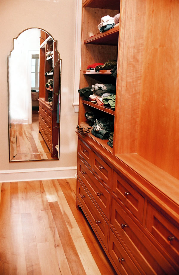 Custom Closet — Simpson Cabinetry