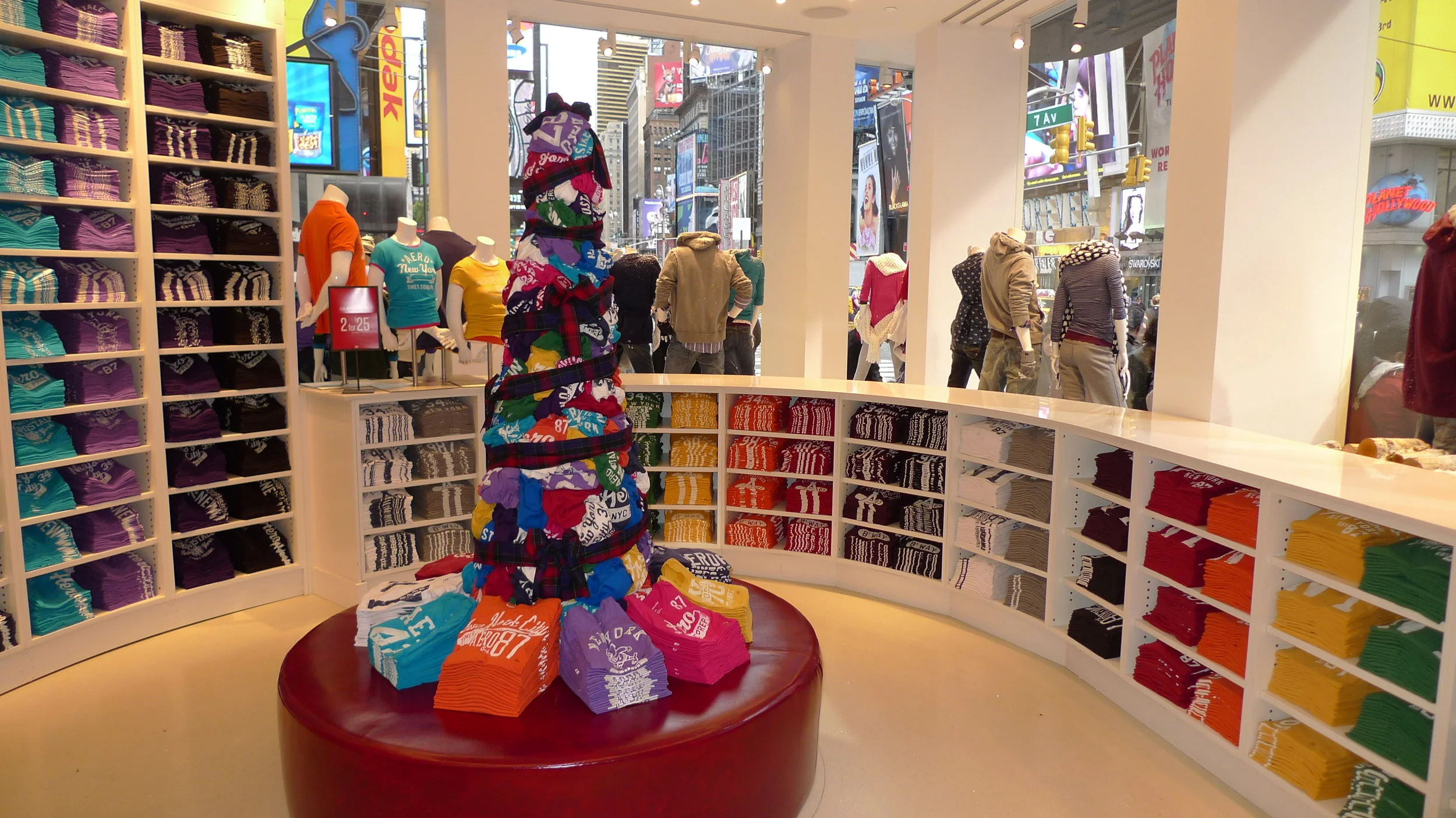 Aeropostale Store Inside