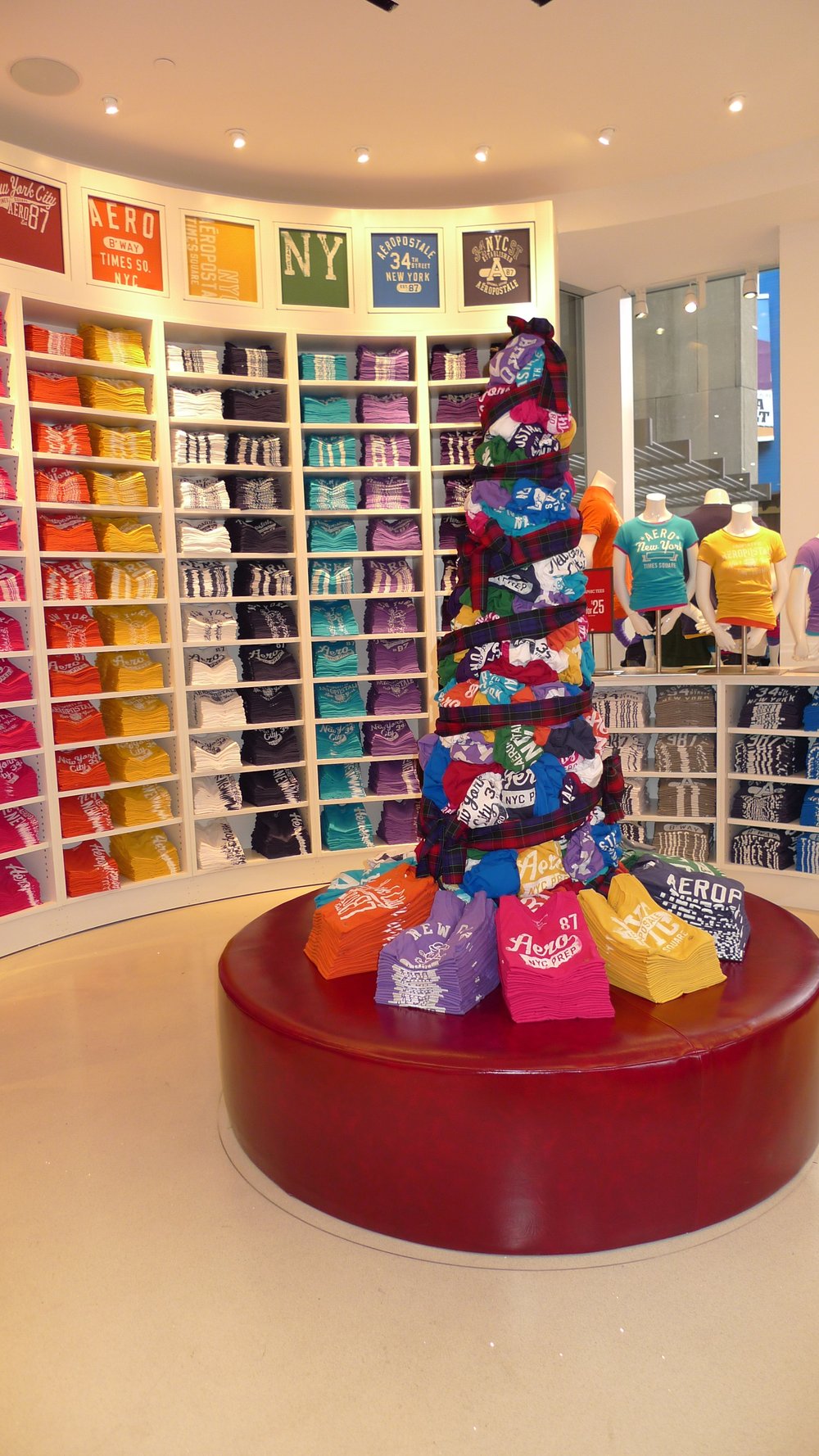 Aeropostale New Store Design