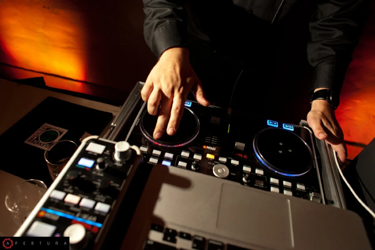 Mid-Week Mix Sessions - Dance Mix — Wedding DJ | Event Lighting | Photo ...
