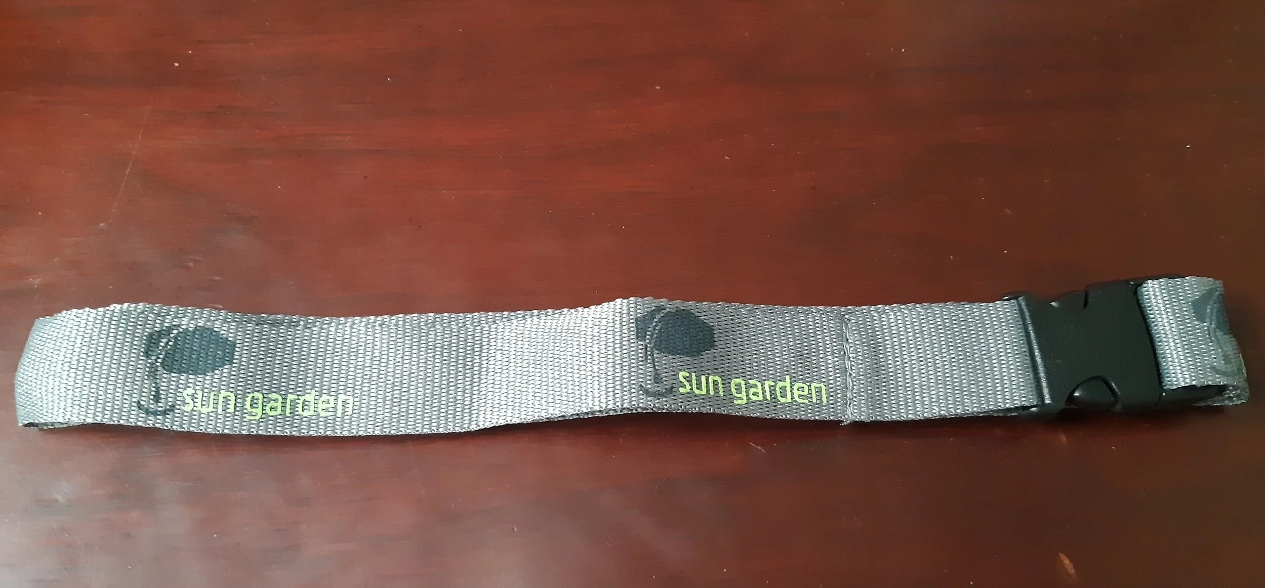 Sun Garden Replacement parts — SUN GARDEN USA Cantilever Umbrella
