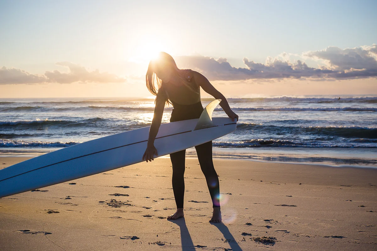 Surf Photoshoot - Tarryn B. | Byron Bay, Aus — Leslie Carvitto ...