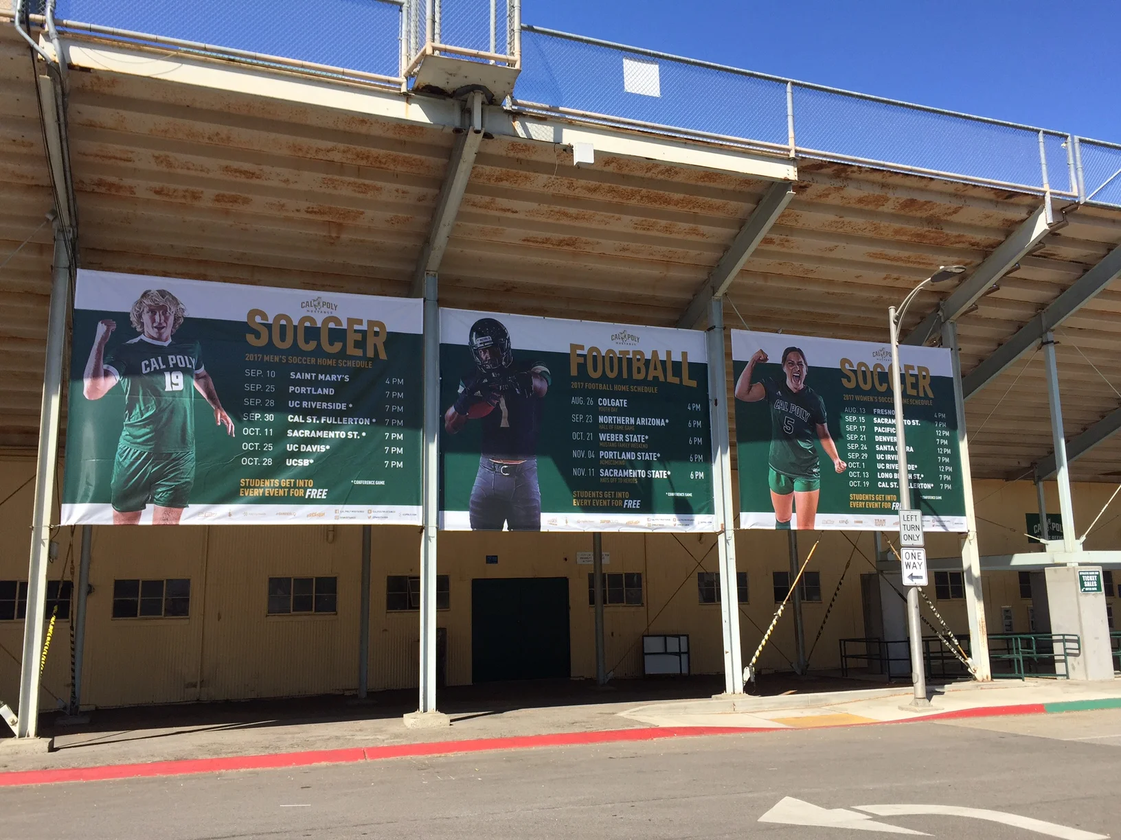 BANNERS — The Sign Place