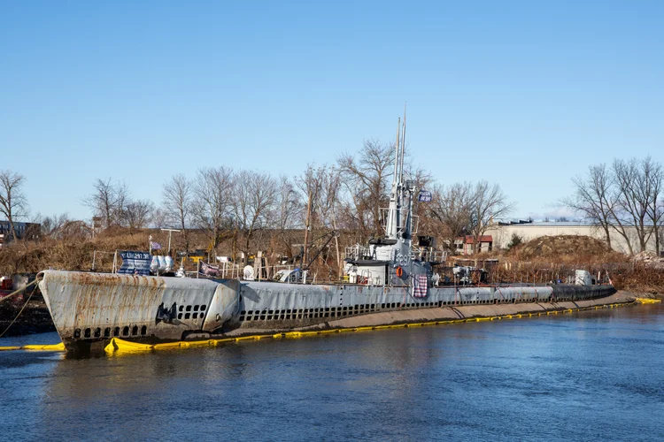 USS Ling — Gregory Couch