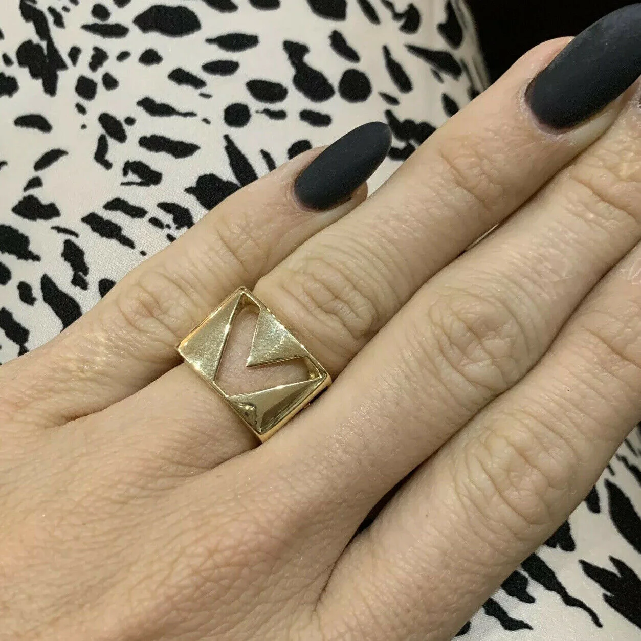 TIFFANY & Co LOVE 18k Yellow Gold Ring by DONALD CLAFLIN Sz 6.25 RARE ...