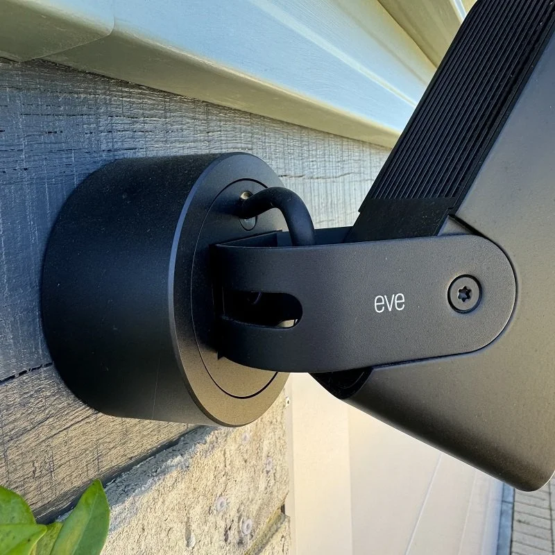 Eve Outdoor Cam Review: The Best Outdoor HomeKit Cam?