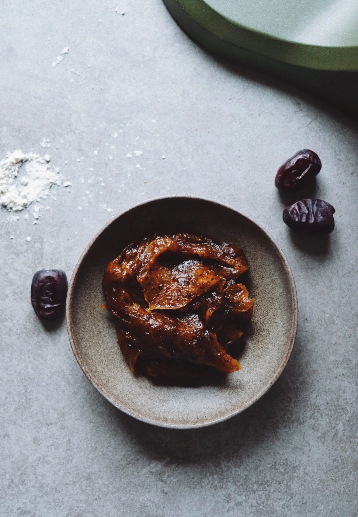 Swedish plant “lussekatter” with creamy saffron date filling — Plant ...