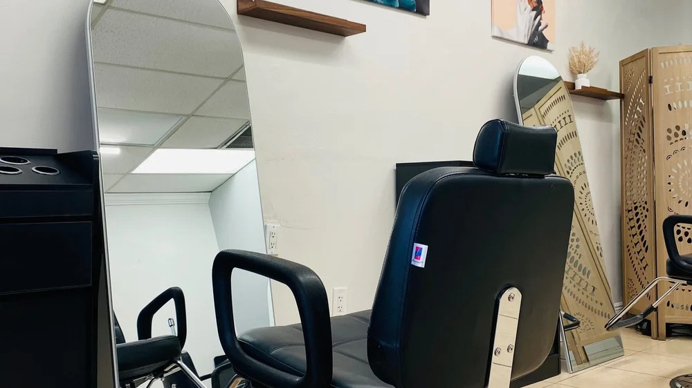 Booth Rental — Studio 210 Salon