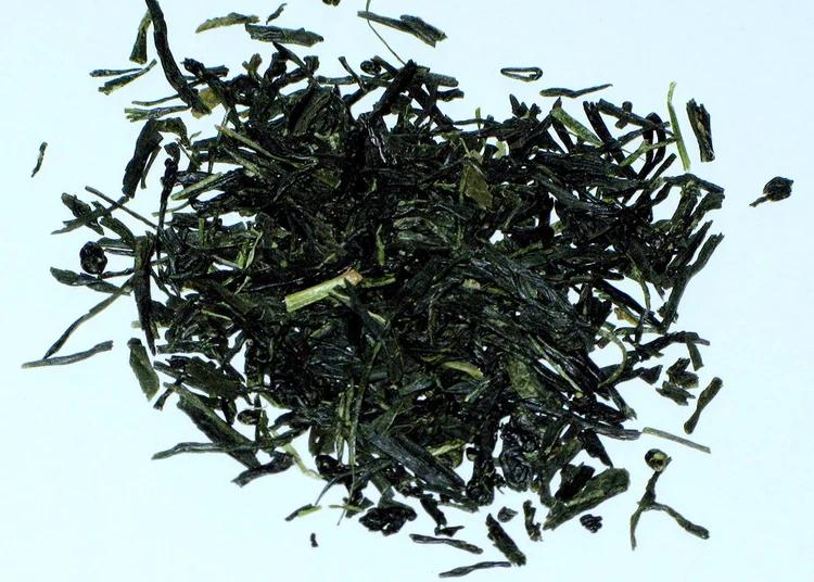 What is Japanese Tea and How to Make It Properly