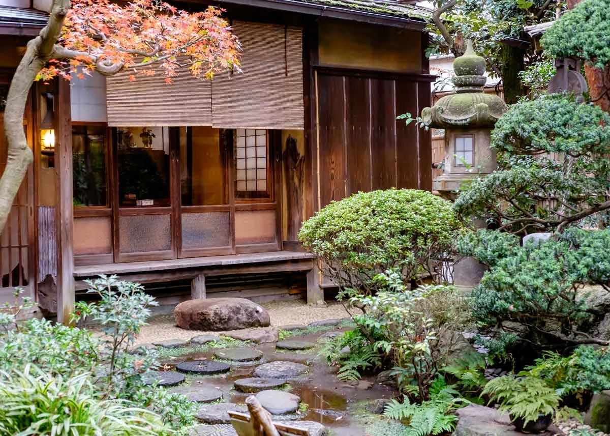 4 Old Tokyo Neighborhoods you Have to Discover