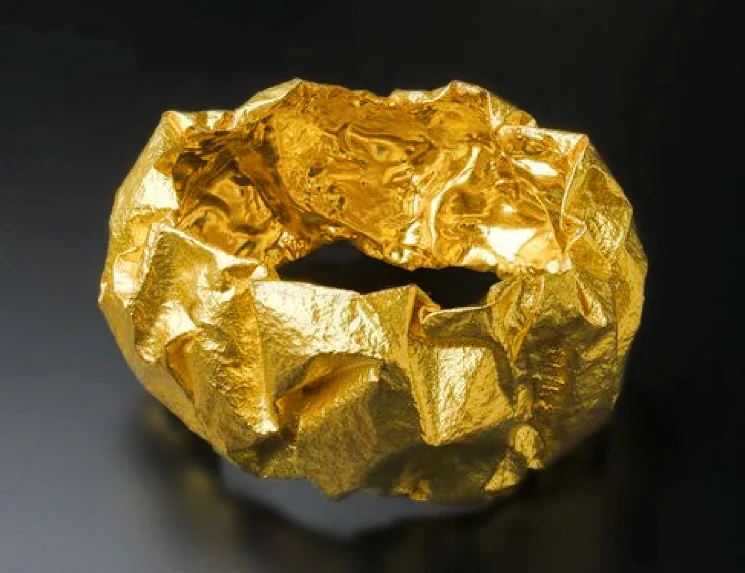 How Japanese Jewelry Design Draws Inspiration from Traditional Art