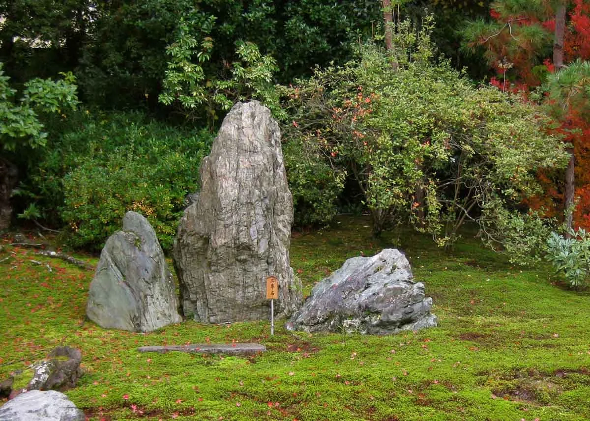5 Types of Authentic Japanese Garden Design You Should Know